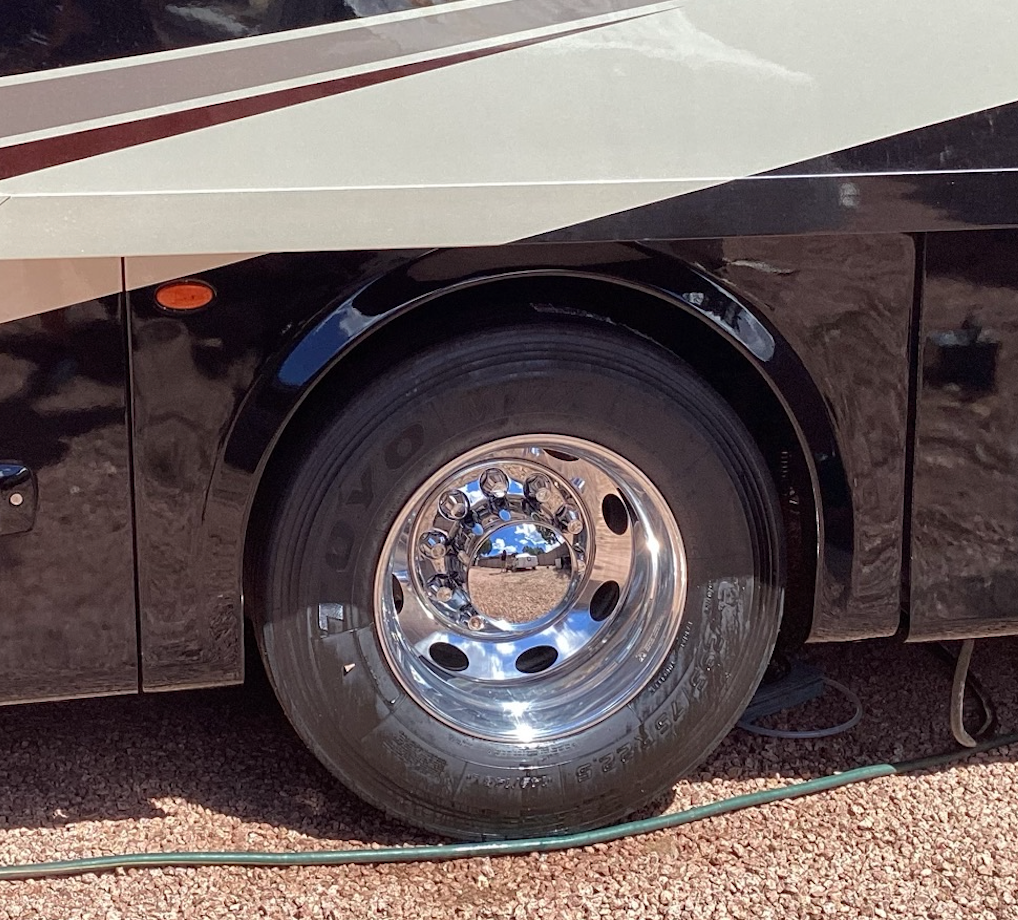 Oval Stylized Polished Aluminum 22.5" Northstar 6 Wheel Kit for Sale ...